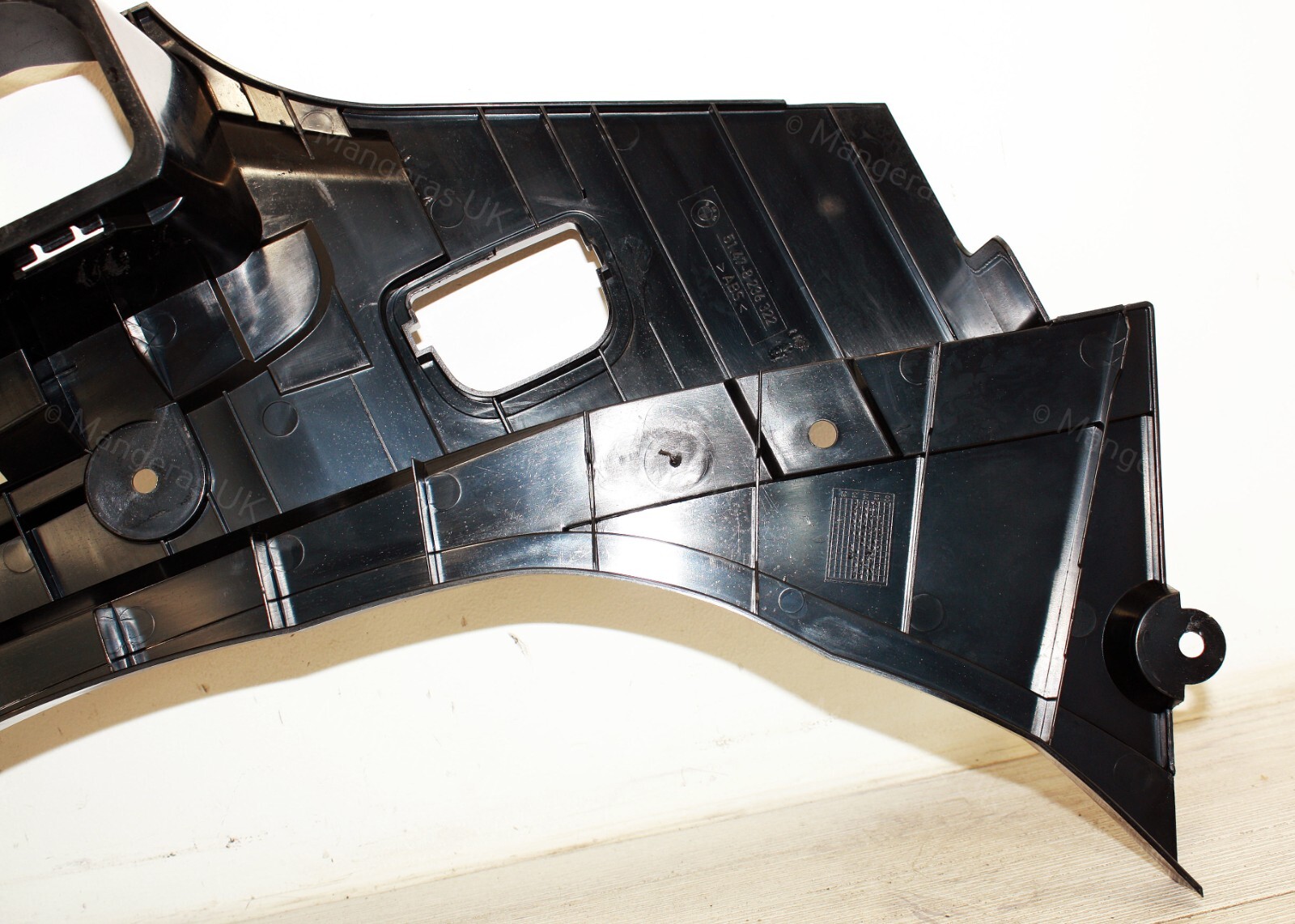 BMW 7 SERIES E65 / E66 BOOT RIGHT MAT BASE PLASTIC PANEL 8236322 / ...