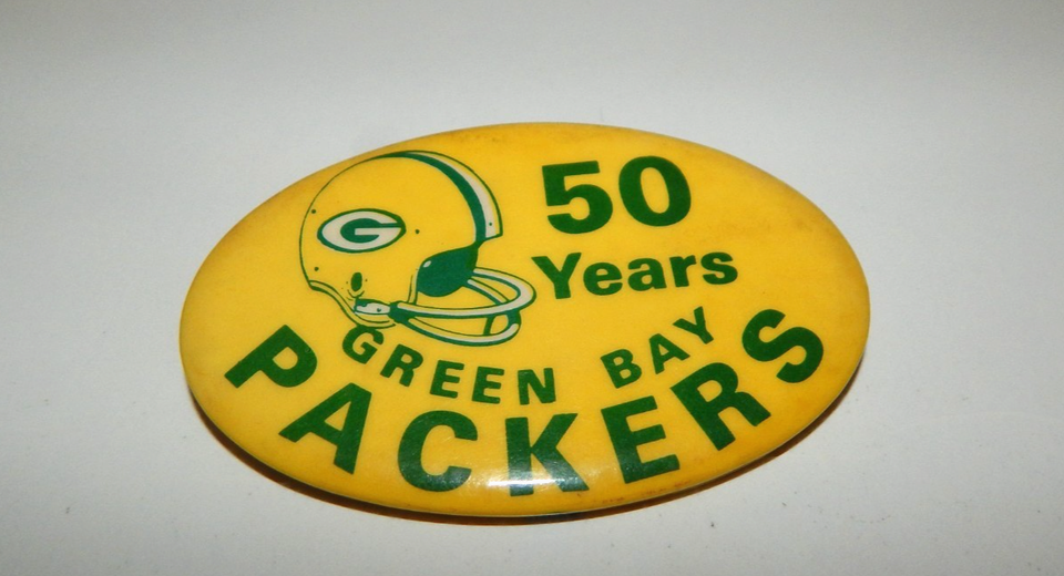 2 Pins GREEN BAY PACKERS 50 Years and We Love Ray 66 Nitschke NFL Oval ...