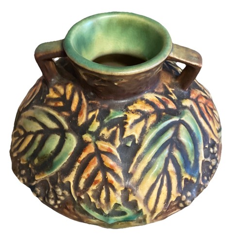 ROSEVILLE POTTERY, BLACKBERRY, DOUBLE BUTTRESSED TRIANGULAR HANDLED ...