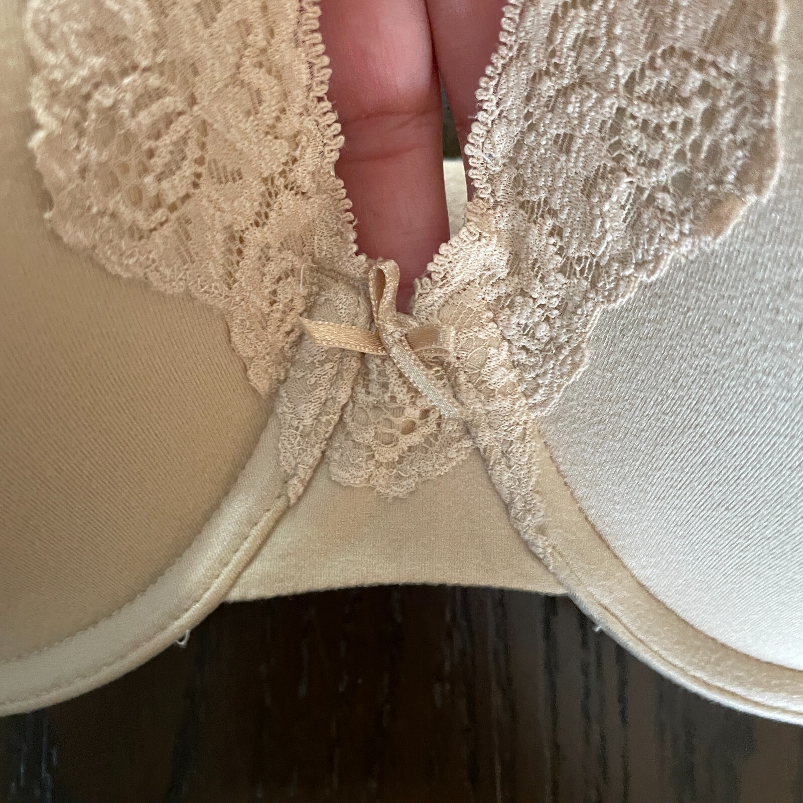 Maidenform Bra 36DD Satin Padded Cups Underwire 09404… - Gem