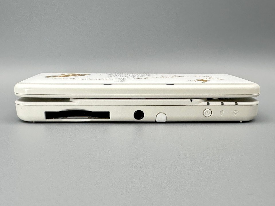 Nintendo New 3DS | White | TN | Disney Magic Castle | Charger | USA ...