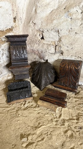 Collection Of 7 17th/18th Century Oak Small Wall Brackets Three Carved ...