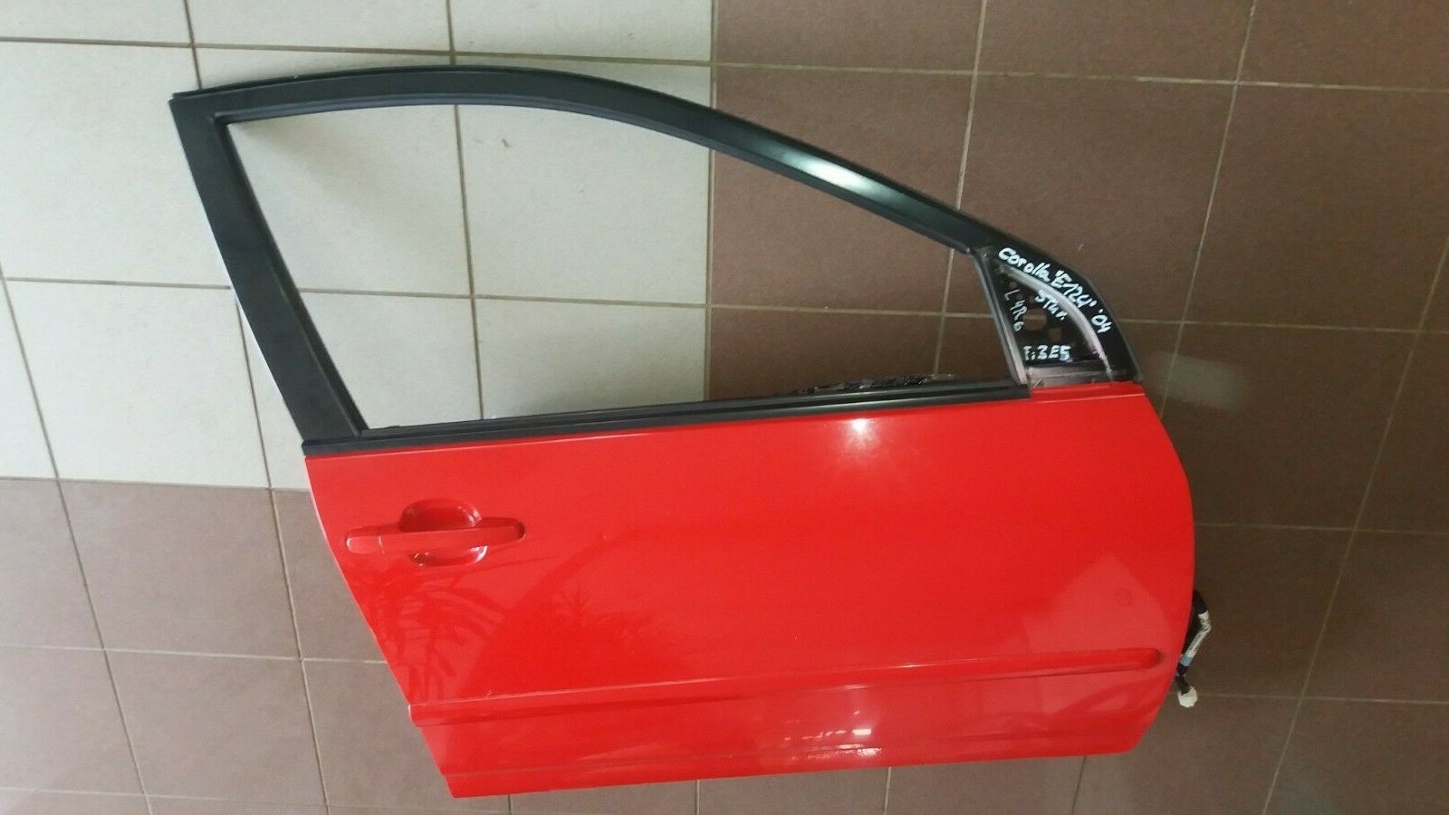 Toyota Corolla E12 Schrägheck 5-Tür 04-07 Tür vorn rechts Super Red 3E5 ...