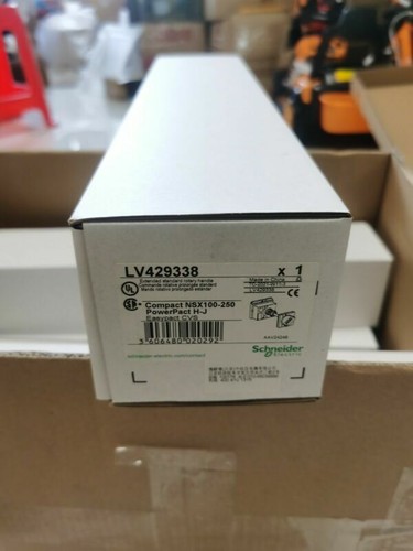 1PCS New Schneider LV429338 Extended Standard Rotary Handle In Box ...