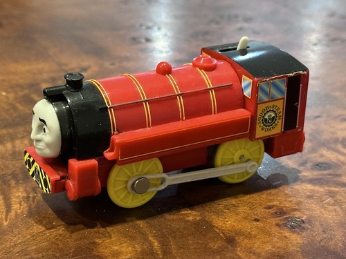 THOMAS TRACKMASTER TRAIN SET MOTORISED ENGINE - VICTOR - RARE ...