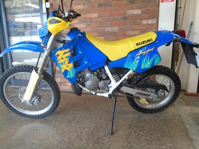 SUZUKI TS200R 1991 IN BLUE / YELLOW LOVELY | eBay
