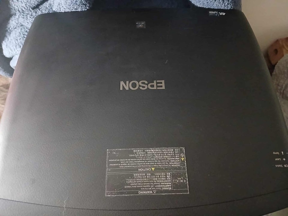 New Epson QB1000 4K HDR 3,300 Lumen 3LCD Laser Projector – Black | eBay