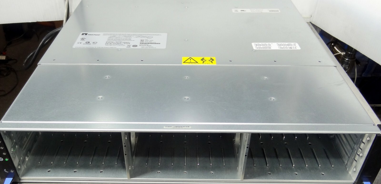 NetApp 5350 Class Drive Tray 0834, 45834-00, 1AF10641ACAA | eBay