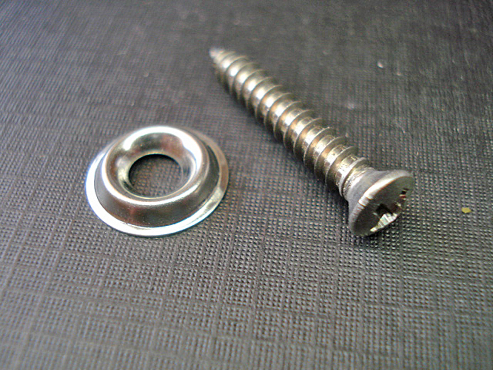 25 pcs #8 x 1" w/#6 head stainless kick panel door interior trim screws ...