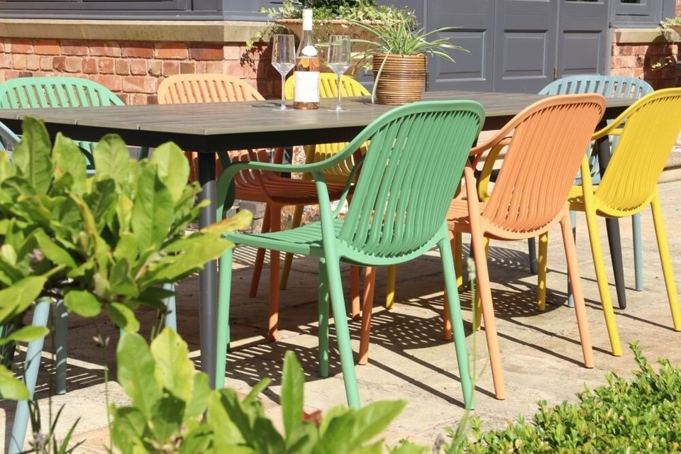 COLOURFUL STACKABLE OUTDOOR GARDEN CHAIRS CHOICE OF SIX COLOURS ...