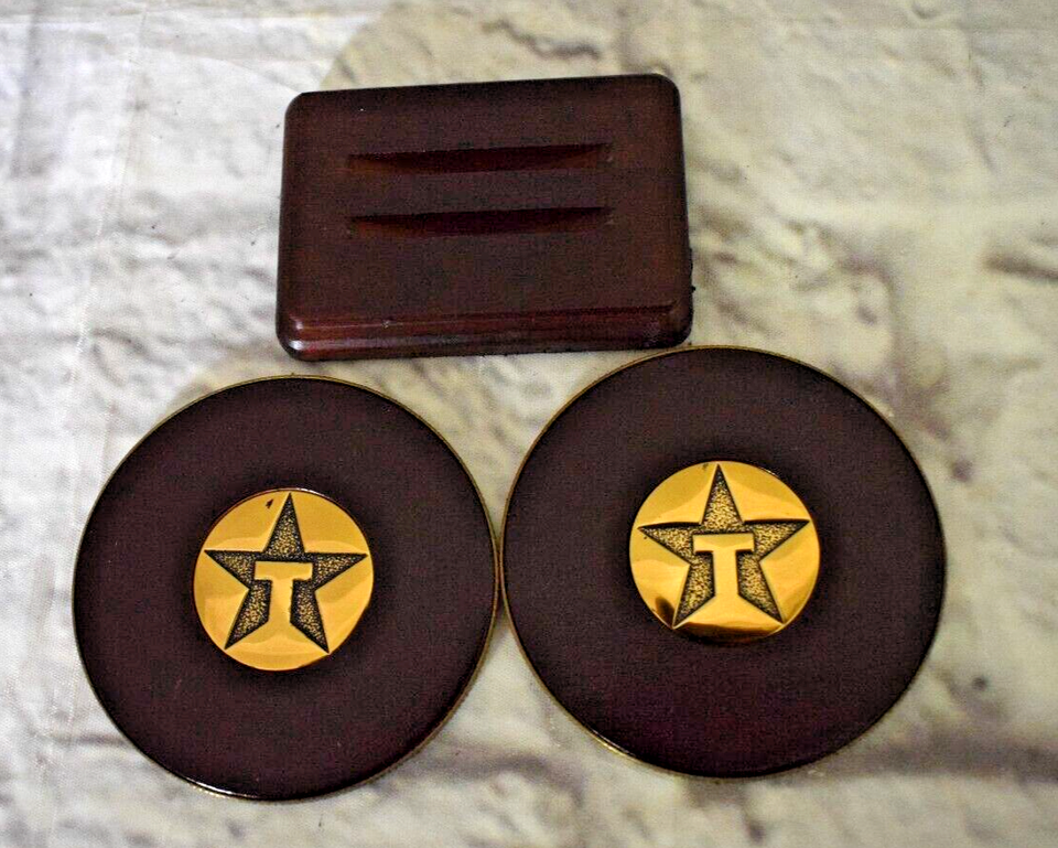 Texaco Executive Coaster Set 2 Brass Logo Leather Cork Back Stand BTS ...