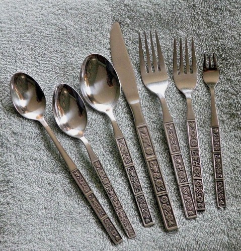 SPRING FEVER Northland KOREA / Oneida - Stainless Silverware / Flatware ...
