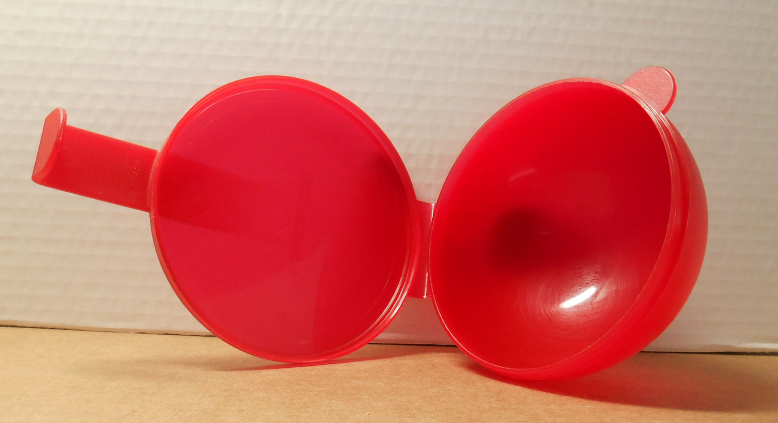 Tupperware #5105A Forget Me Not Red Tomato Onion Keeper Y59 | eBay
