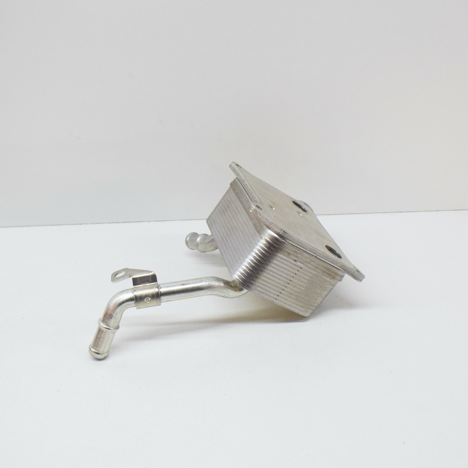 NEW AUDI A4 8E B6 ENGINE OIL COOLER 079117021M ORIGINAL 079-117-021-M ...