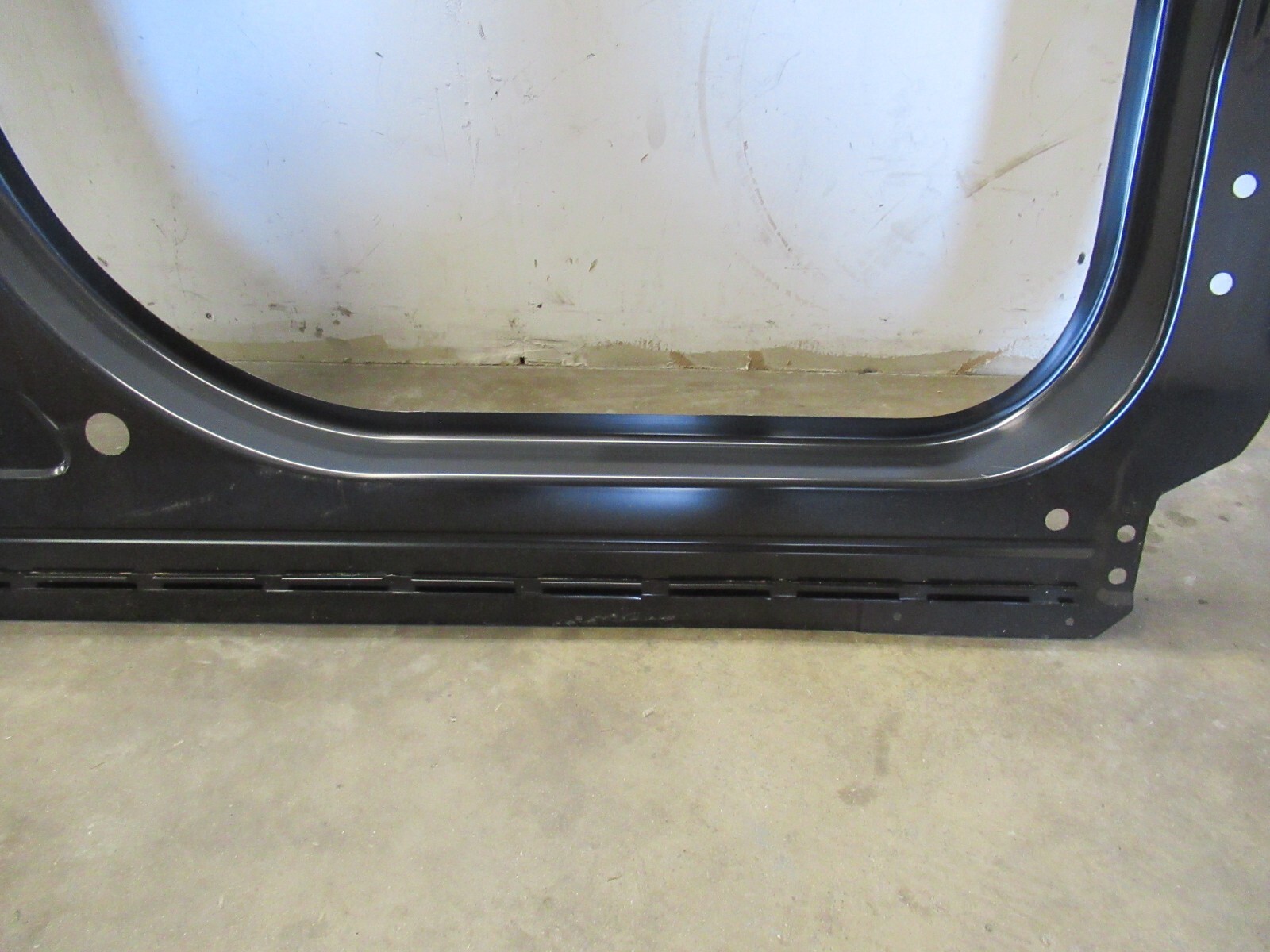 Rivian R1T RH Passenger Uniside Body Panel Skin A B Pillar PT00015044 ...