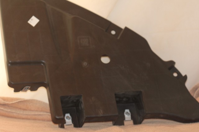 Chevrolet GM OEM 2015 Suburban Front Bumper-filler Panel Right 22936500 ...