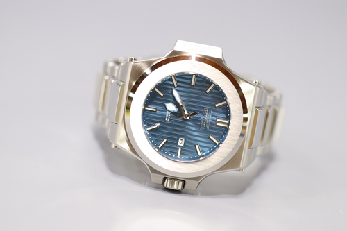 Invicta 30131 Akula Prestige Automatic With Sii Nh35a 24 Jewel Movement ...