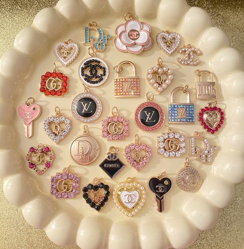 Lot Of 28 Dior LV Gucci CC Zipper Pull Button Charms | eBay