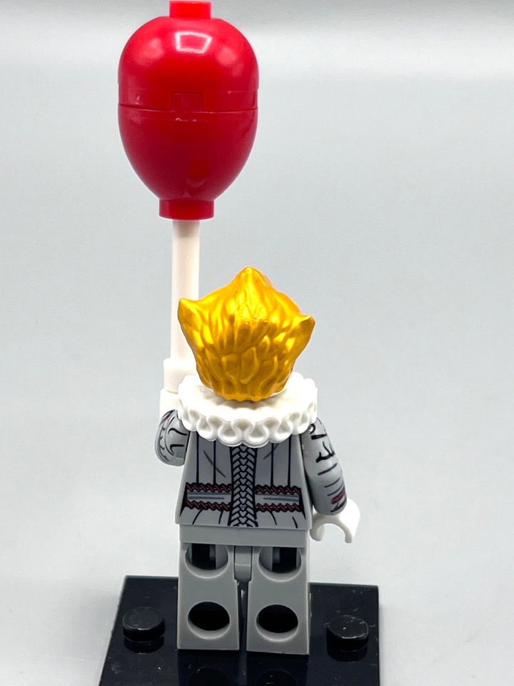 Custom Lego Minifigure Pennywise Clown w/Balloon, It Horror Movie | eBay