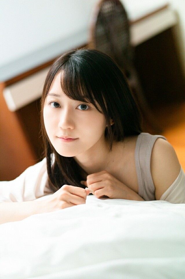 Yui Ogura photo book Yotoba (Promide photo)Original privilegeKojiro ...