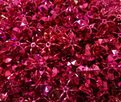 100 Metallic Fuchsia Pink 25mm Starflake Sunburst Plastic Acrylic Craft ...