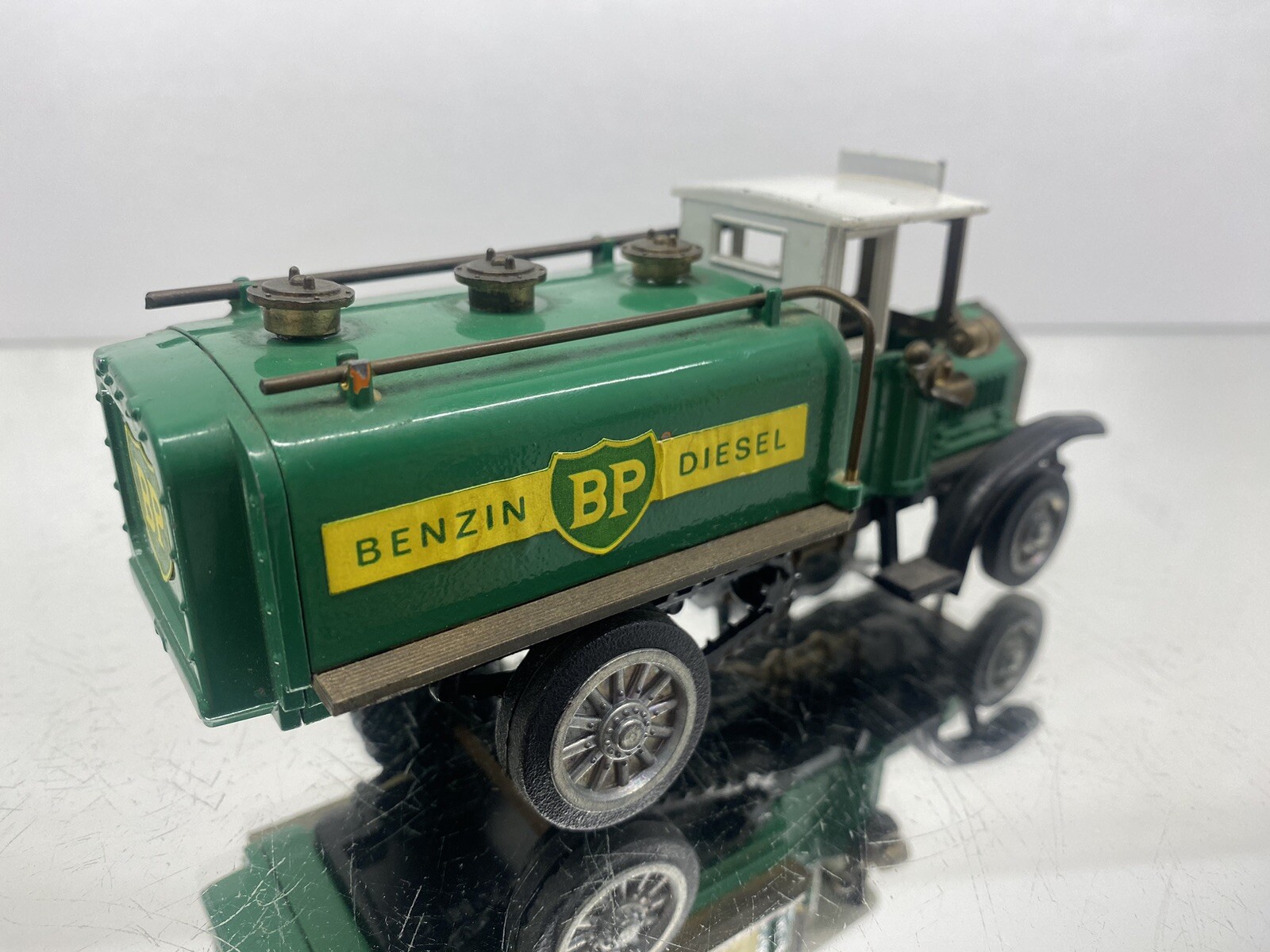 ZISS MODELL 305 MAN ERSTER DIESEL LASTWAGEN 1923-24 BP TANKER- 1:43 ...