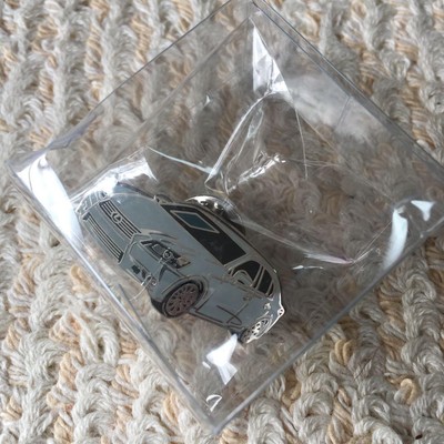 Lexus Ls Early Model Pins Pin Badge Steel Peal White Novelty | eBay ...