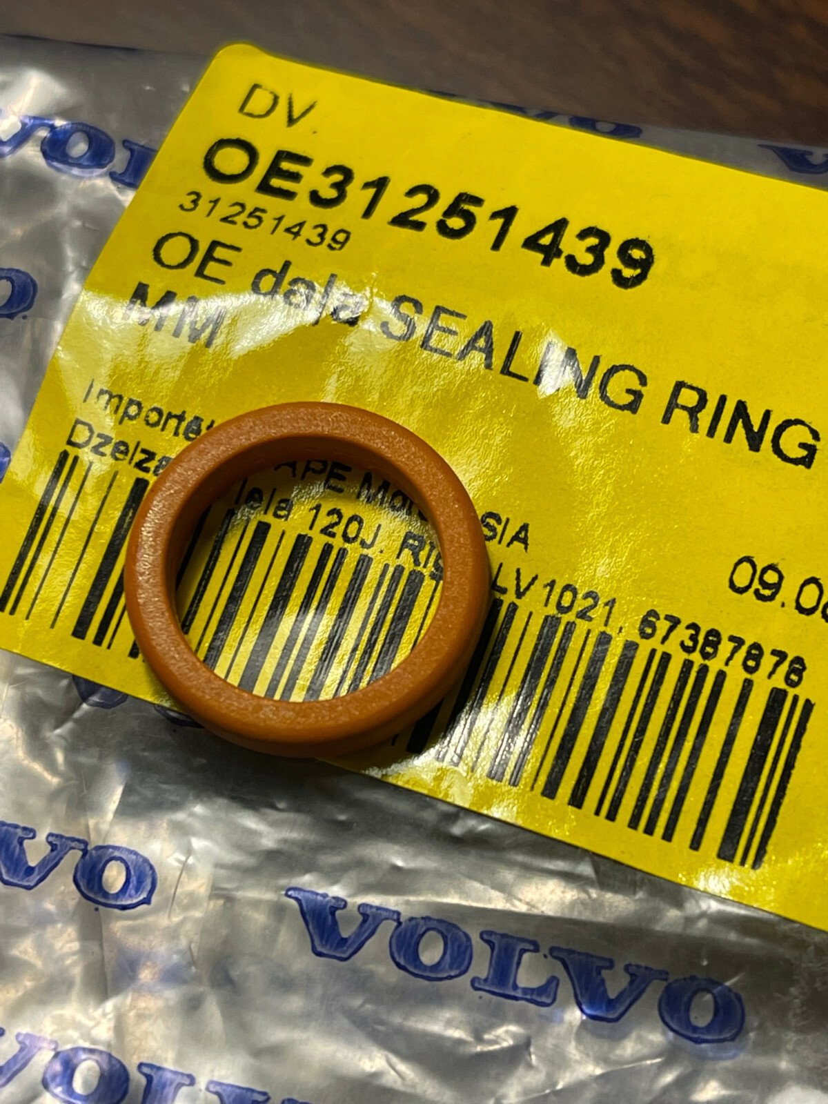 Turbo Return Pipe Oil Seal 31251439 FOR Volvo, GENUINE | OE