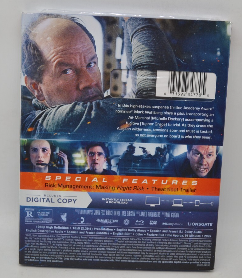 Flight Risk (Blu-ray/DVD, 2025) With Slipcover - Mark Wahlberg - NEW ...