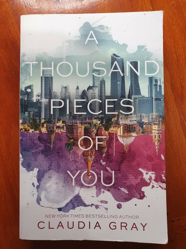 Claudia Gray A thousand pieces of you Firebird series book # 1 science ...