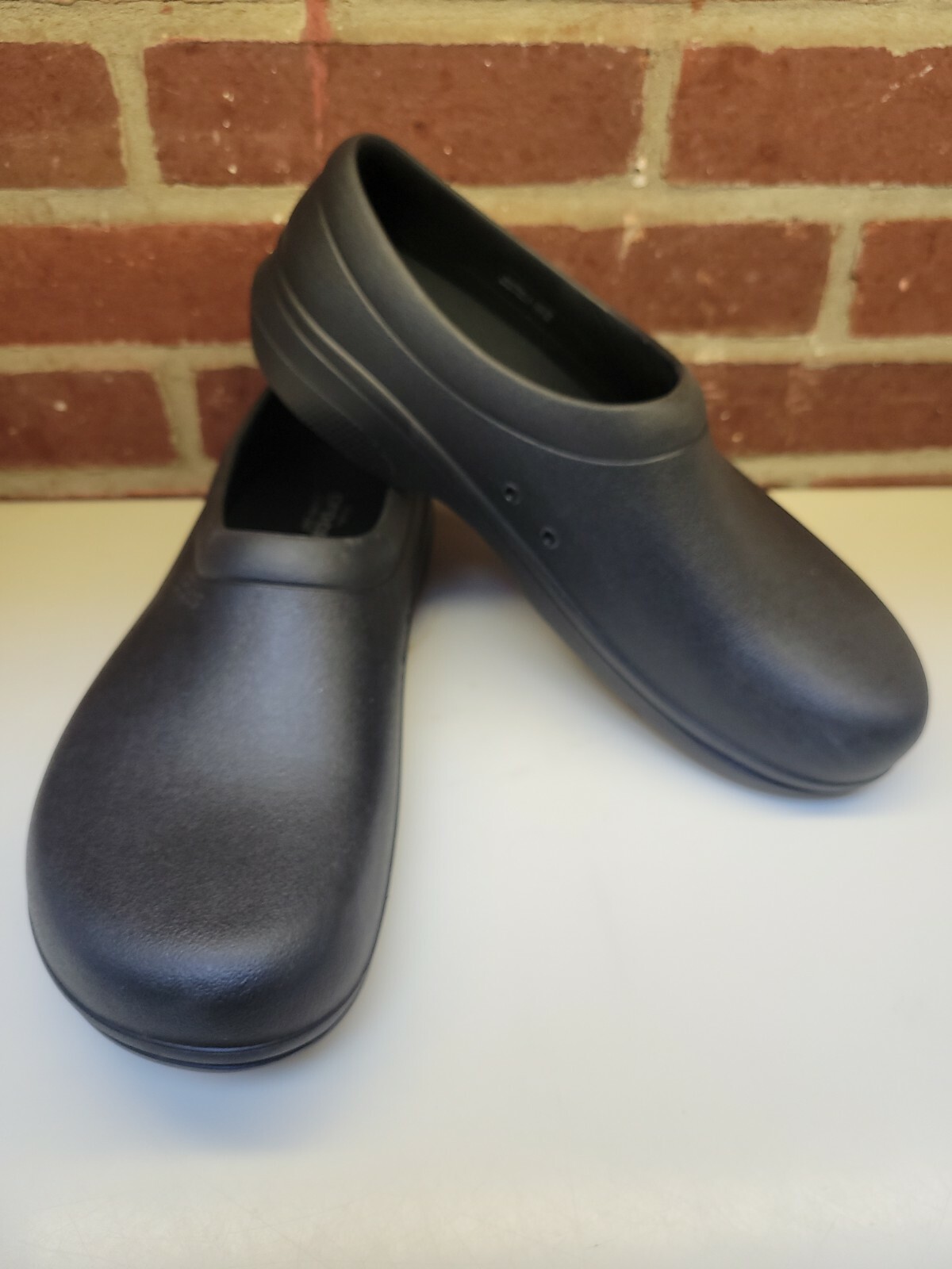 Crocs Lock Mens Black Dual Comfort Slip Resistant Rou… - Gem