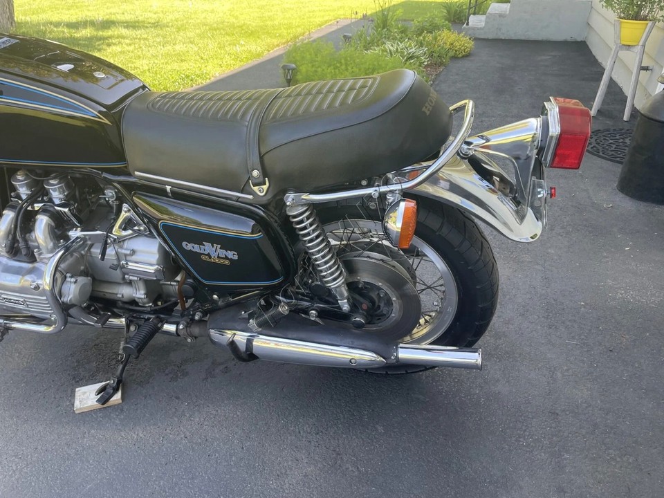 1975-1977 Honda GL1000 Grab Rail. GL1000 GoldWing K0-K1-K2 Seat Band ...