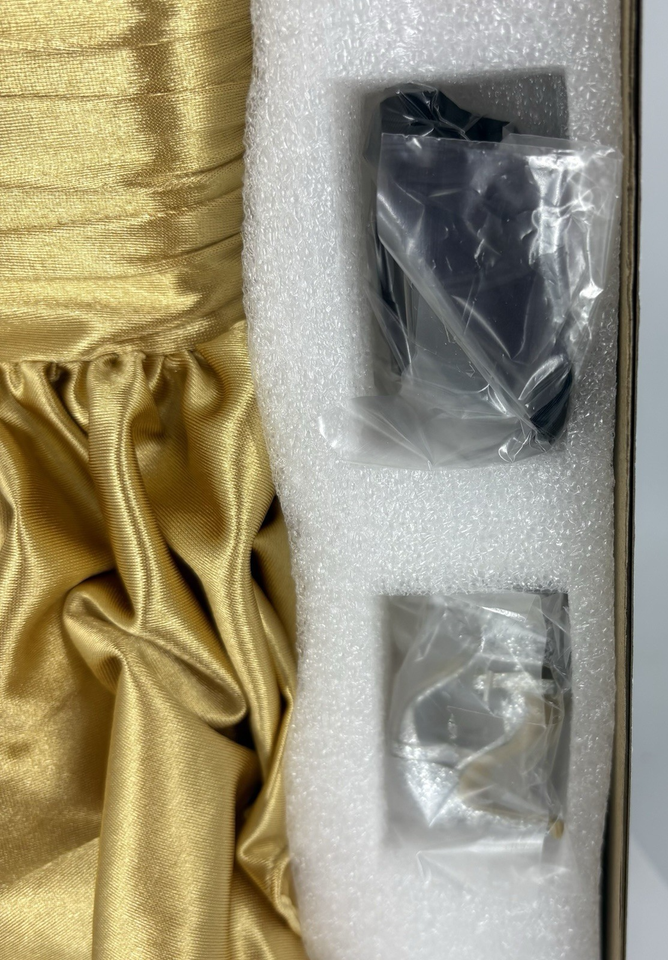 Robert Tonner Lacie Churchill Fashion Doll Bold Standard SIGNED By ...