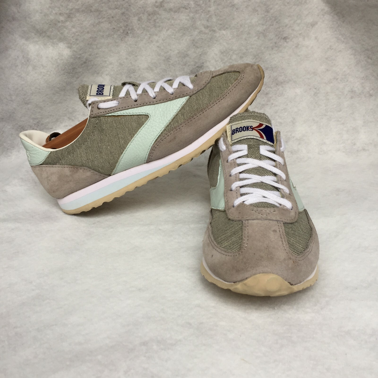 Brooks Vanguard Classic Retro Vintage Suede Sneakers,… - Gem