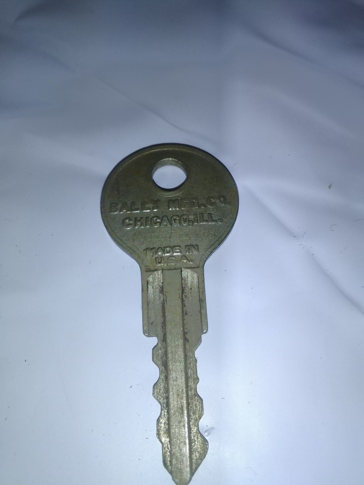 Bally Pinball Machine Original Lock & Key Arcade Trade Stimulator Super ...