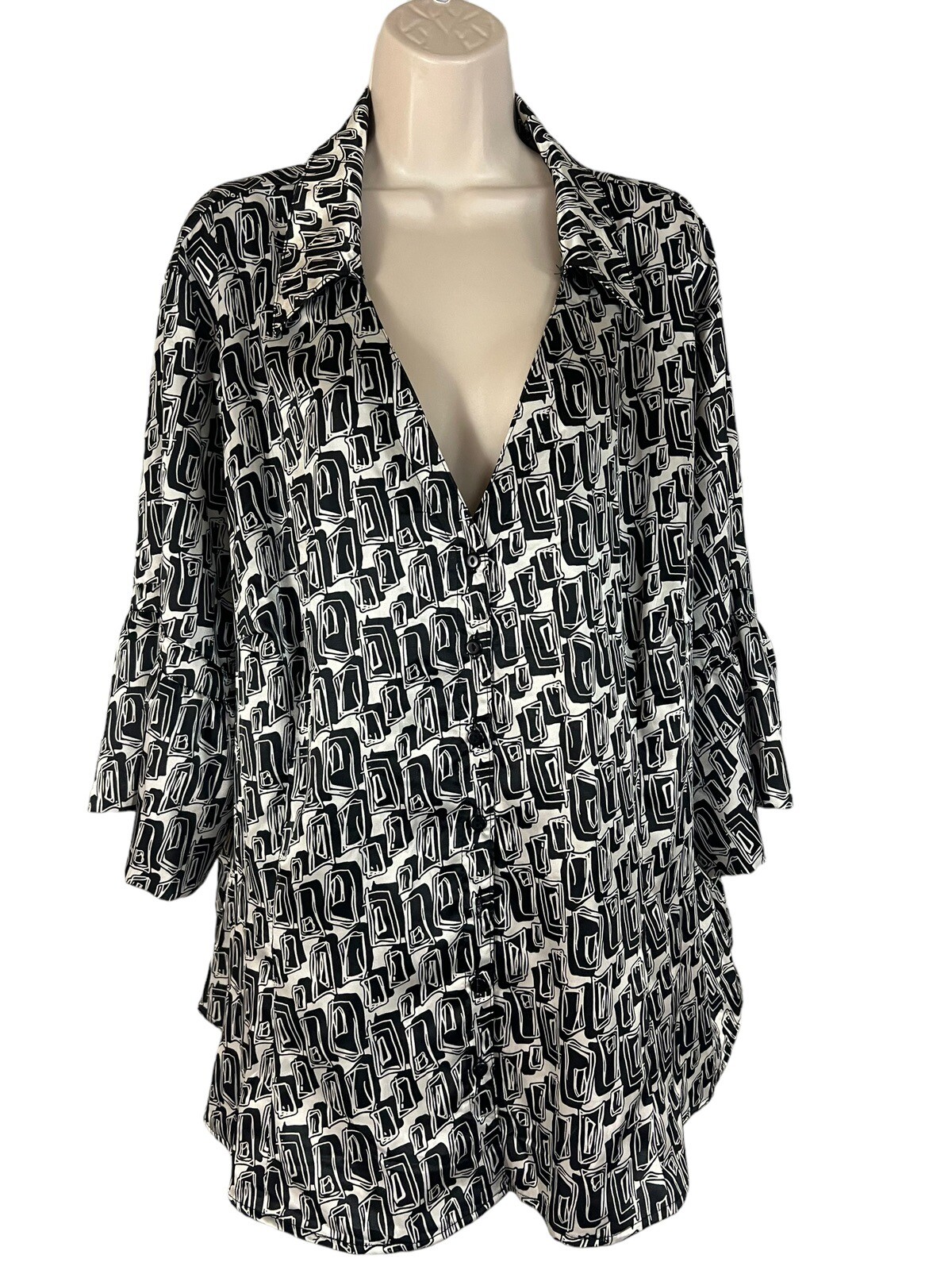 Unique Spectrum Womens (26W/28W) Tunic Blouse 3/4 Sleeve Grey-Black Geo ...