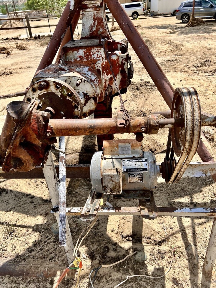 Large, 32 Ft, 5 Horse Walker - Trotter Exercise Machine Built From Case ...