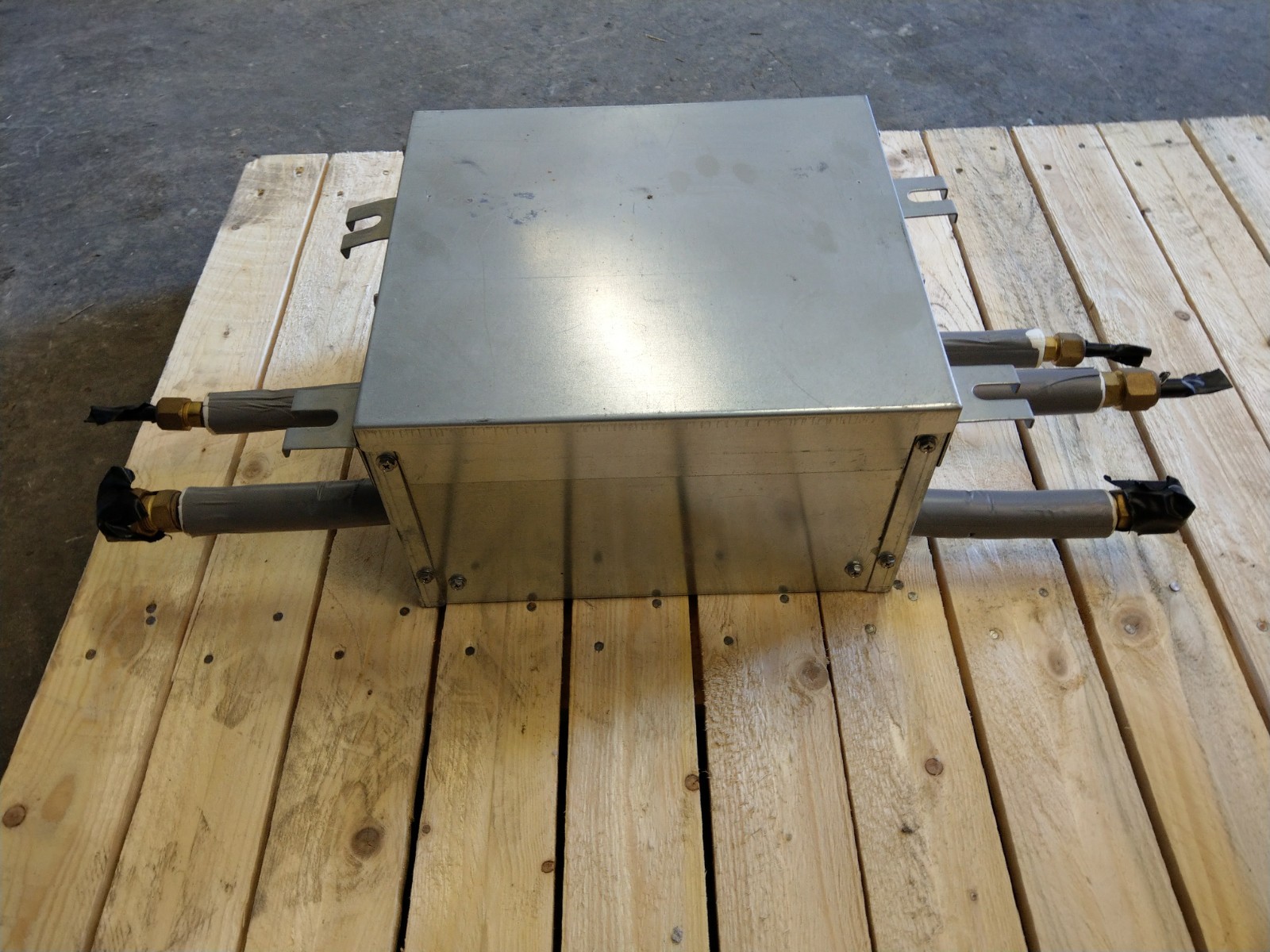 Daikin Air Conditioning VRV BS Box BSVQ100MV1 BSVQ100MAV1 Branch Box | eBay