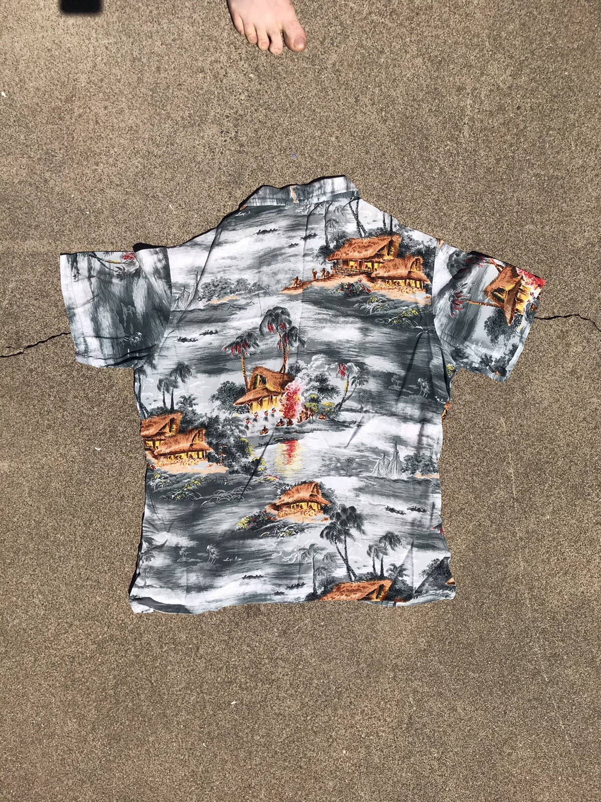 Vintage Michael Gerard Ltd Village Hut Scene Hawaiian… - Gem