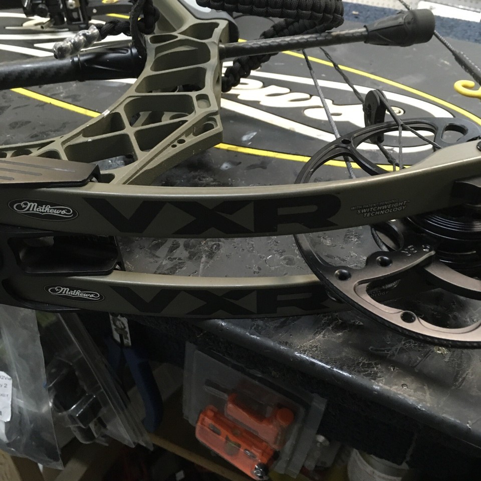 Mathews VXR 28 RH 70lbs 27.5 Draw | eBay