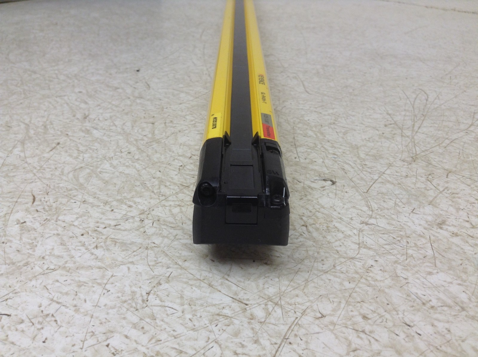 Keyence GL-R40H-T 24 VDC Light Curtain Transmitter GL-R40HT GLR40HT | eBay
