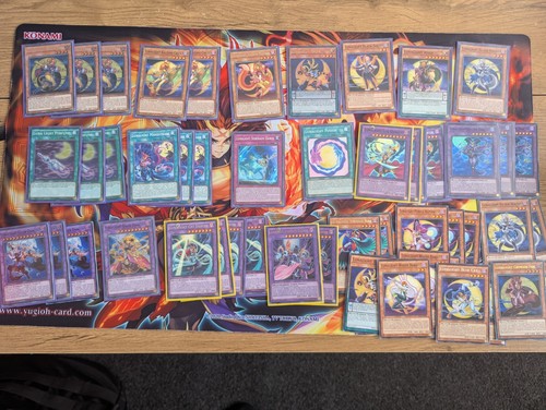 Yu-Gi-Oh Lunalight Deck Core Bundle, Lunalight Gold Leo Lunalight Black ...