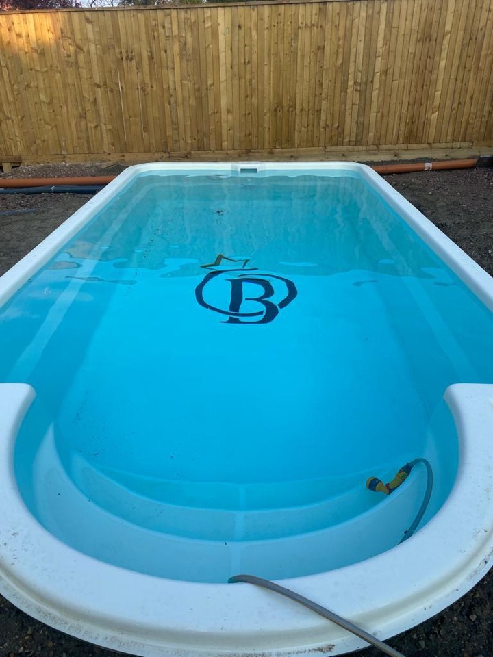 Polyester Fibreglass SWIMMING POOL 6,0 x 3,0 x 1,4m ONE PIECE | eBay UK