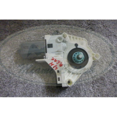LAND ROVER REAR DOOR GLASS MOTOR RH LR4 RANGE SPORT LR016352 USED | eBay