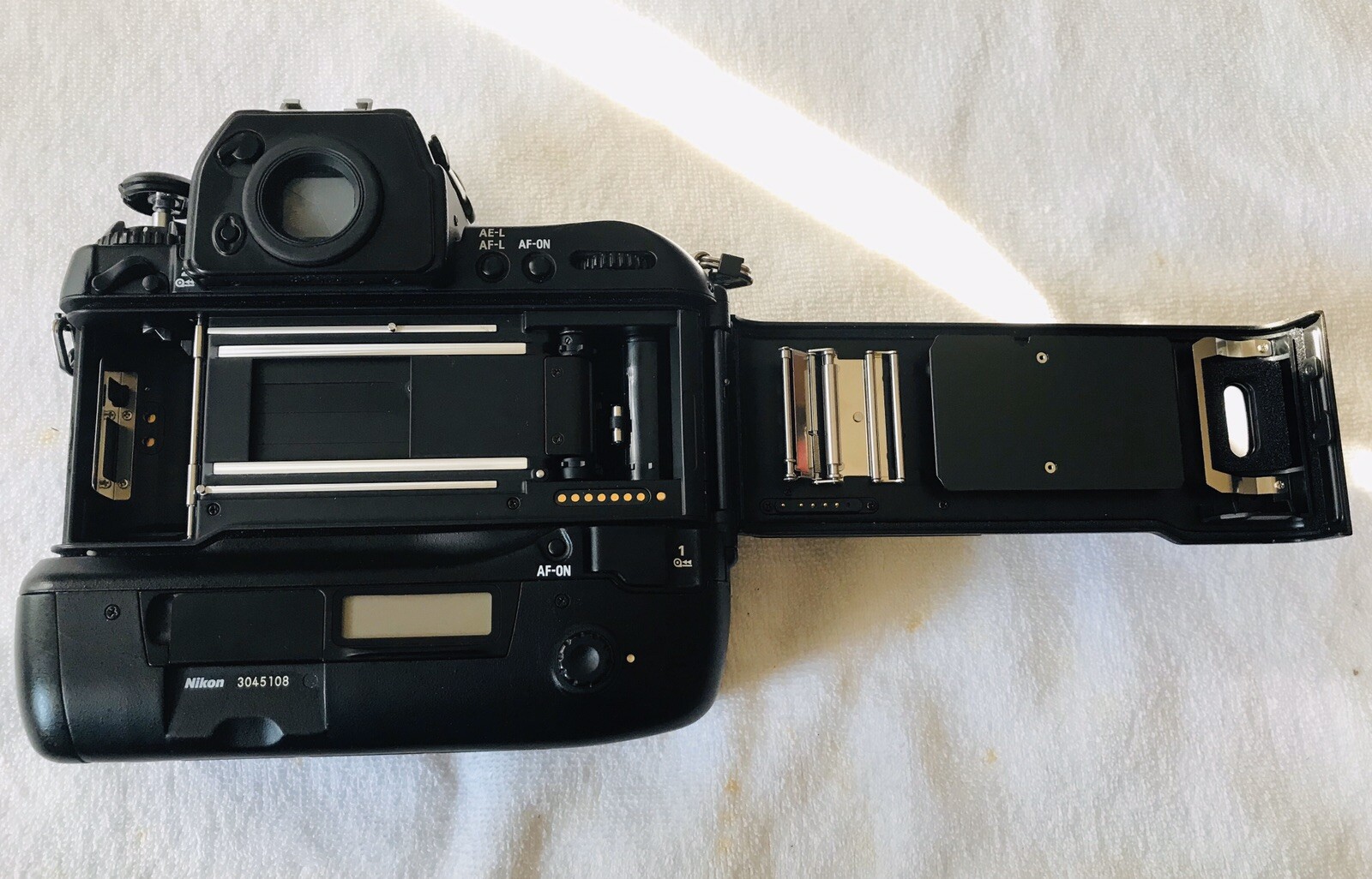 Nikon F5 35mm SLR Film Camera Body w/ DP-30 Finder Viewfinder | eBay