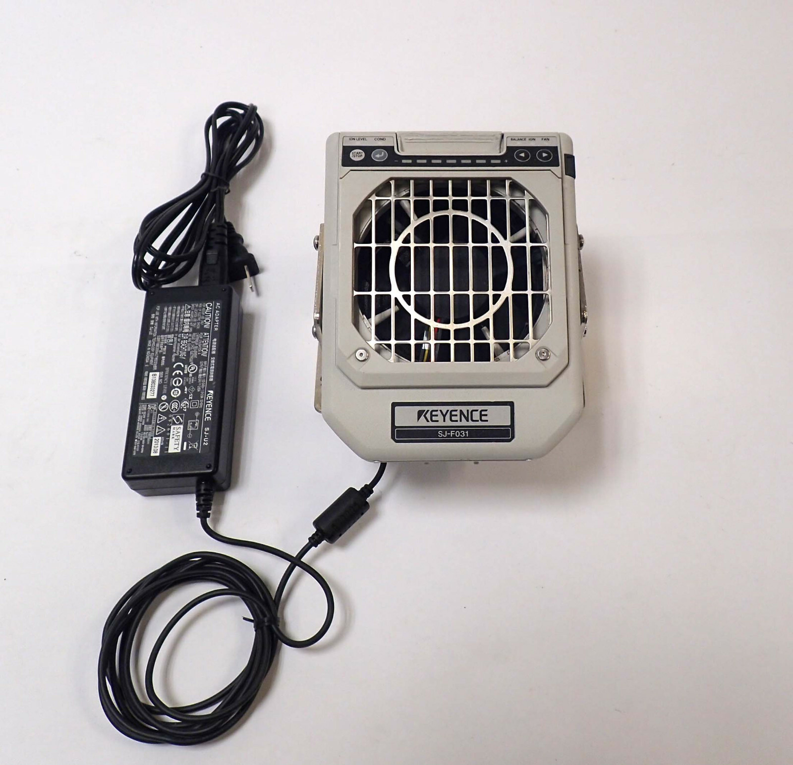 KEYENCE SJ-F031 HIGH-SPEED / LONG DISTANCE STATIC ELIMINATOR BLOWER ...