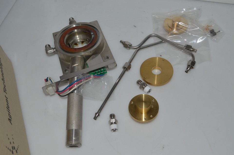 AGILENT INTERFACE CHAMBER ICP MS Part Number:G1833-66019 FOR 7500 ICP ...