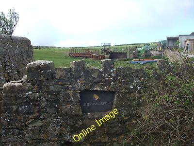 Photo 12x8 Stile adjacent to Pool Farm B4265 Pitcot/SS8974 "Seamouth ...