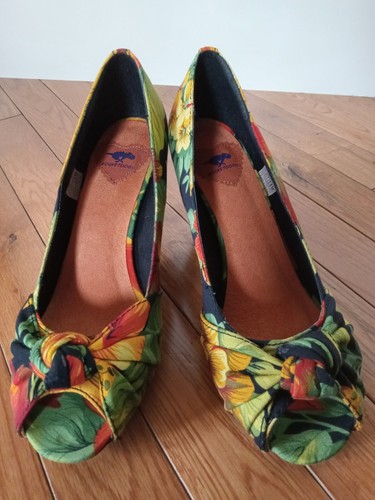 Rocket Dog Mai Tai Cotton Canvas Peep Toe Slip on 3" Heels Woman sz 8M ...