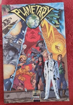 PLANETARY Tome 1. Warren Ellis & John Cassaday. Semic B.O.O.K.S ( 2004 ...